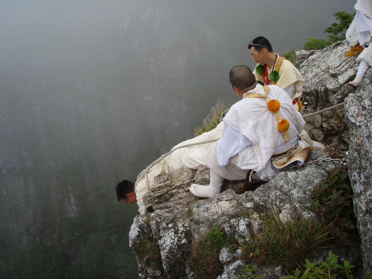 Un trek au cœur des montagnes sacrées de Kumano au Japon